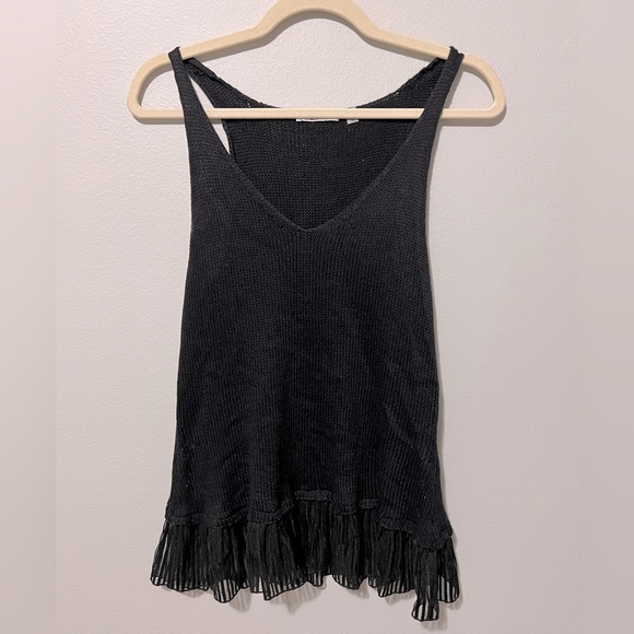 Dex | Tops | Black Knit Tank Top W Ruffle Bottom | Poshmark